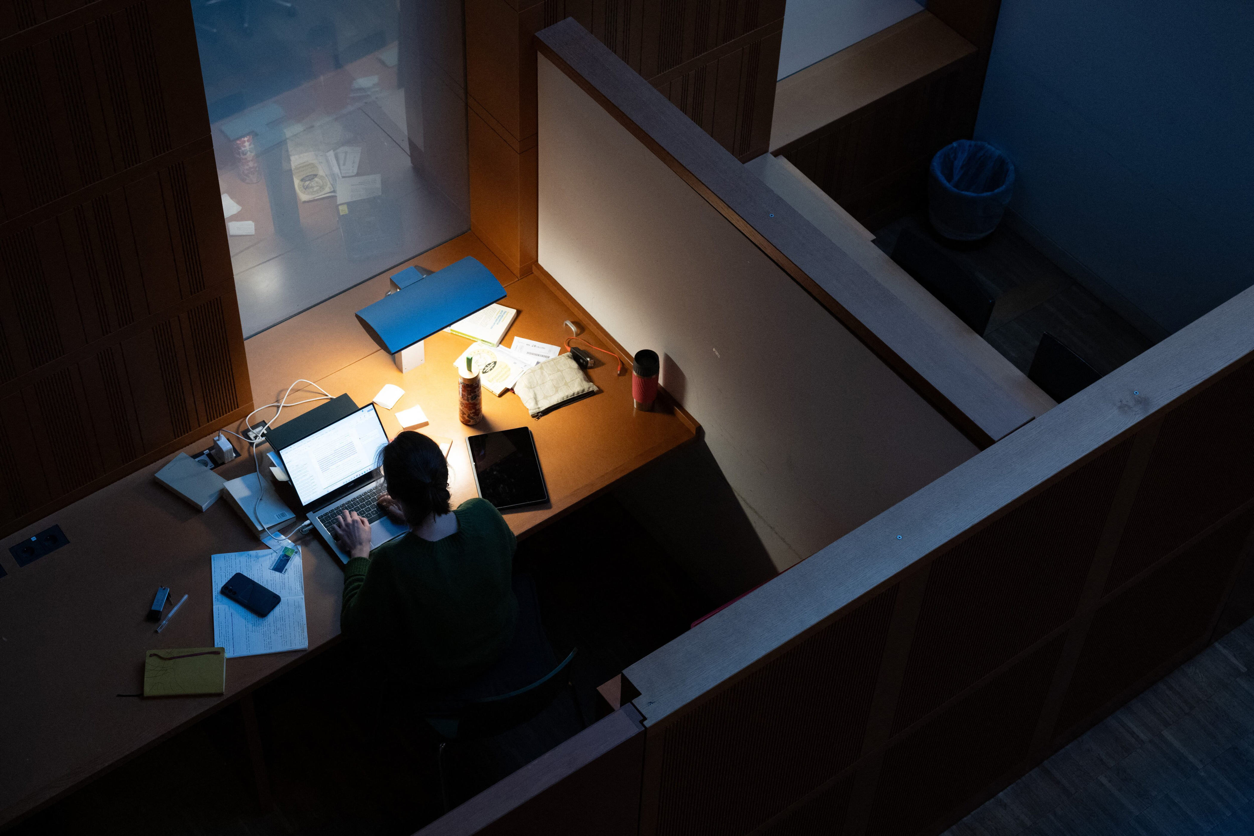 Santé mentale au travail : «Le réel résiste, c’est la nuit qu’il nous ...