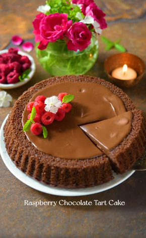 Raspberry Chocolate Tart Cake: A Decadent Dessert Dream