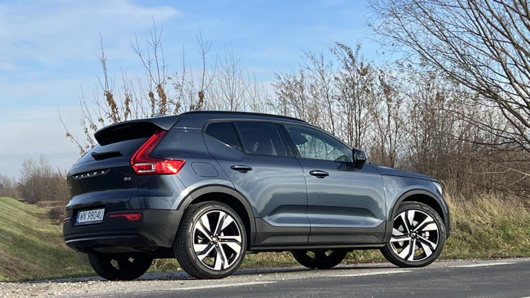 Jeździłem najmniejszym spalinowym SUV-em Volvo. XC40 naprawdę nie powinno zużywać tyle paliwa