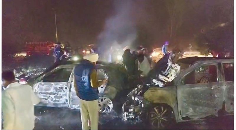 1 killed, 3 injured as two cars catch fire after collision in Punjab's ...
