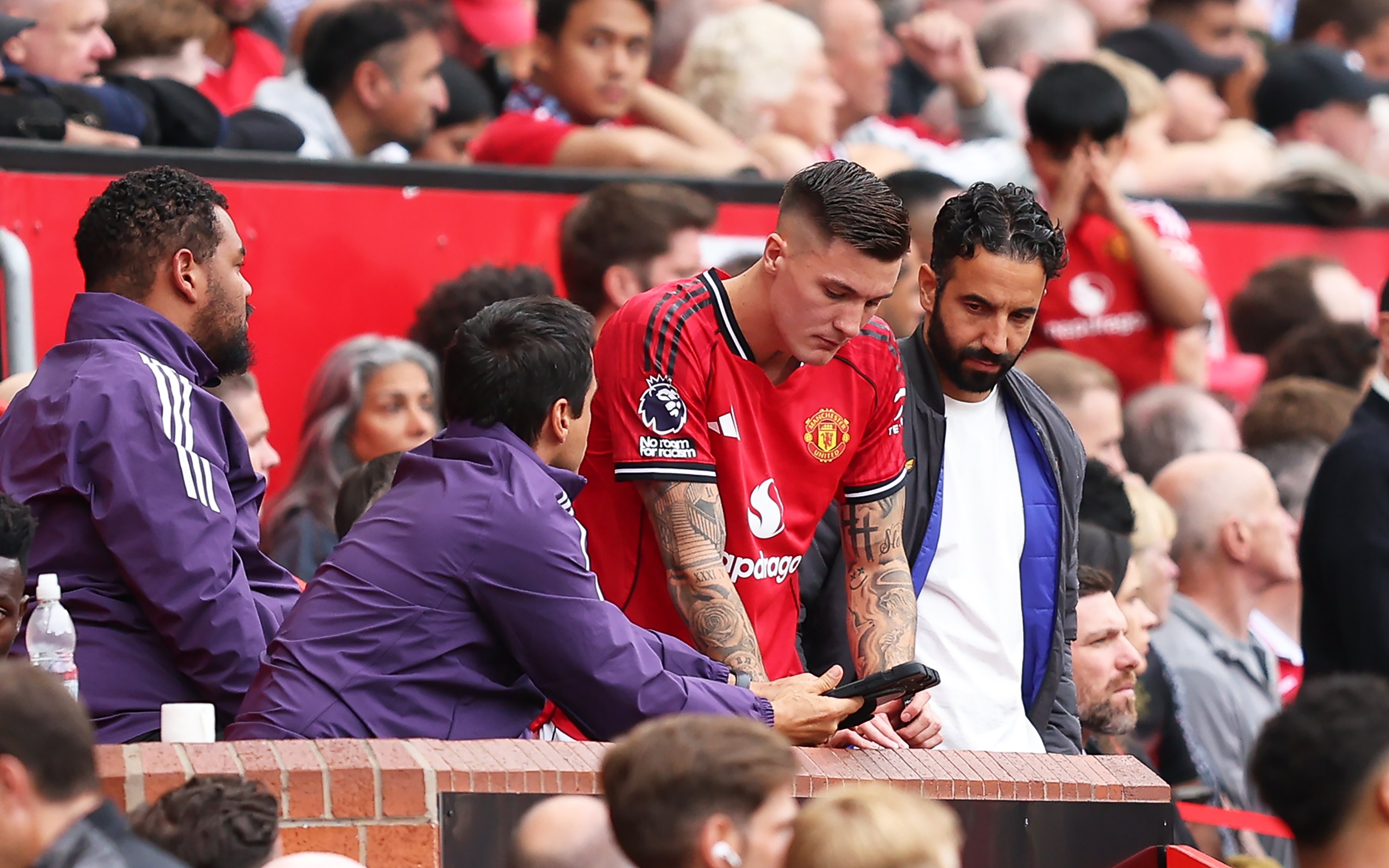 Man Utd XI vs Everton: Starting lineup and confirmed team news