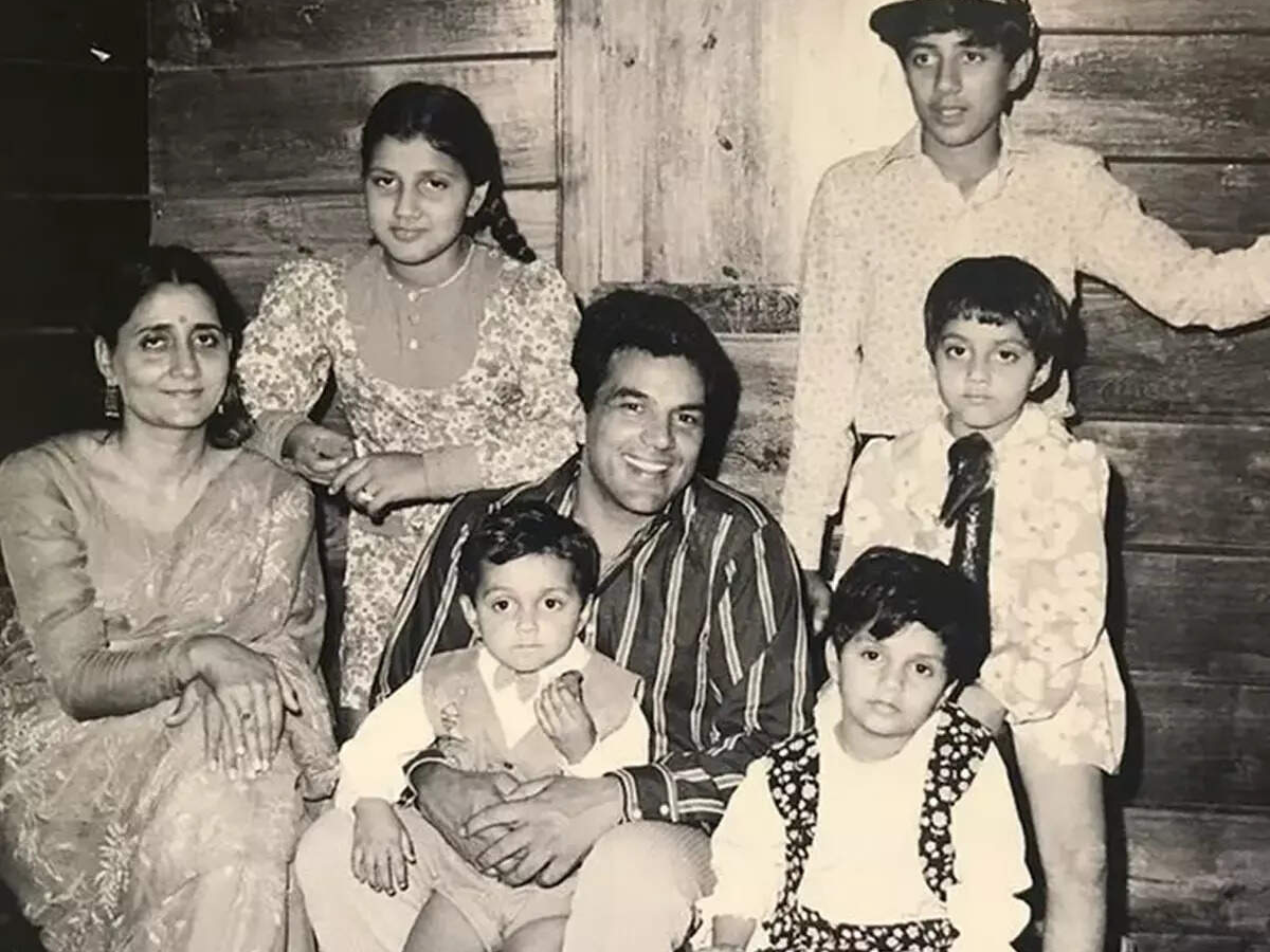 Dharmendra family tree: Meet the children, grandchildren and Bollywood ...