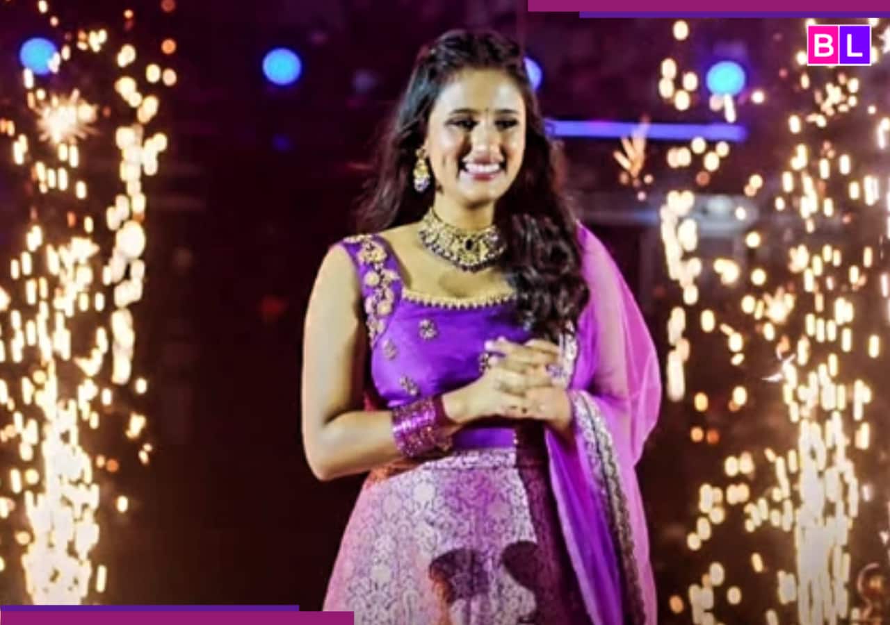 Susanthica LIFTS Trophy: How much prize money did SaReGaMaPa Tamil ...