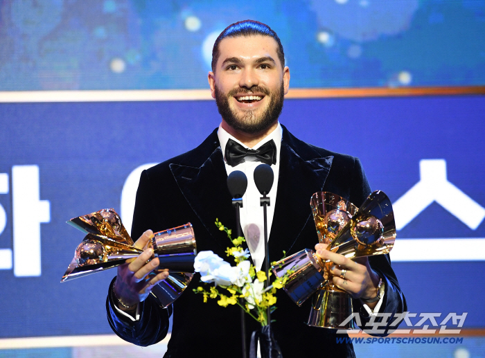 Jang Jong-hoon → Koo Dae-sung → Ryu Hyun-jin → Pon-se. For the first time as a foreigner in Ha...