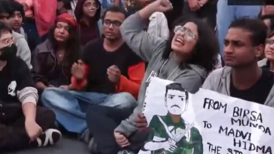 Delhi air pollution protest: Slogans, posters backing Madvi Hidma ...