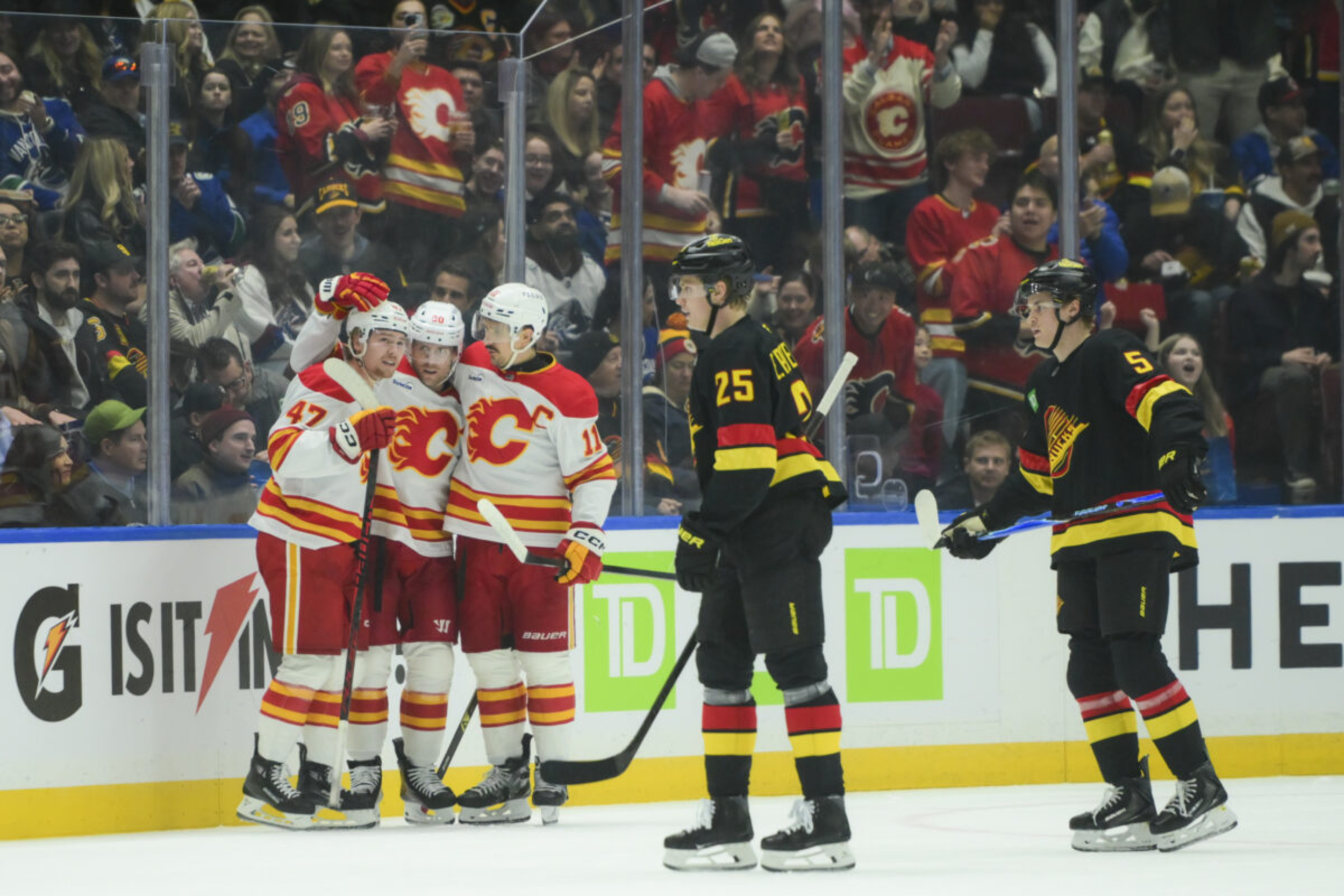 Flames Push Winning Streak to 3 Games With 5-2 Victory Over Canucks