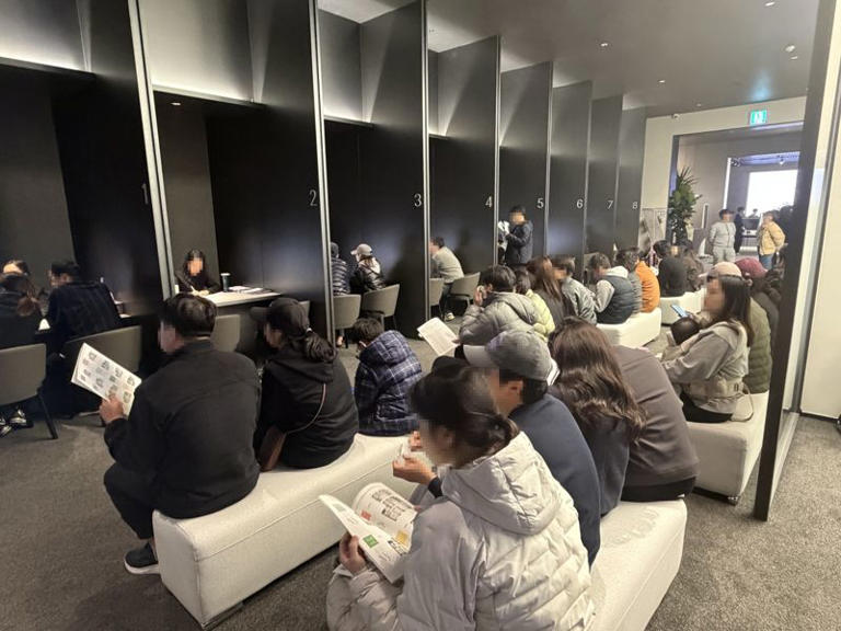 '의왕시청역 SK뷰 아이파크' 견본주택, 주말 3일간 1.5만명 '북적'