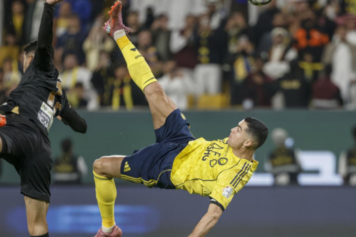 Cristiano Ronaldo scores spectacular bicycle kick goal – WATCH