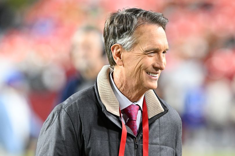 Cris Collinsworth shows true colors with brutal self-dig as NBC ...
