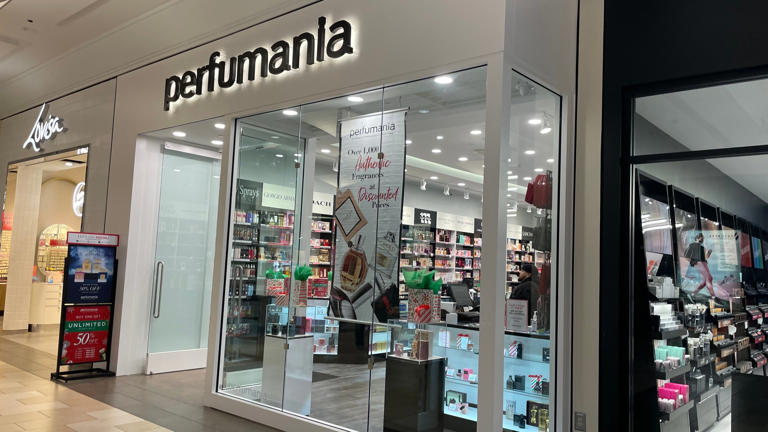 New stores join Christiana Mall in time for holiday shopping. Plus ...
