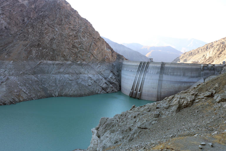 Taps are running dry in Iran. Decades of bad decisions are to blame.