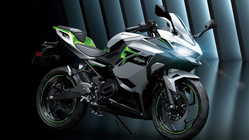 Sportbike Listrik Pertama Kawasaki Hadir! Ninja e-1 EV Bukti Motor ...