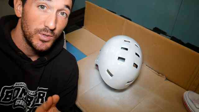 Hydro-Dipping Casque & Chaussures – Customisation Ultra Stylée