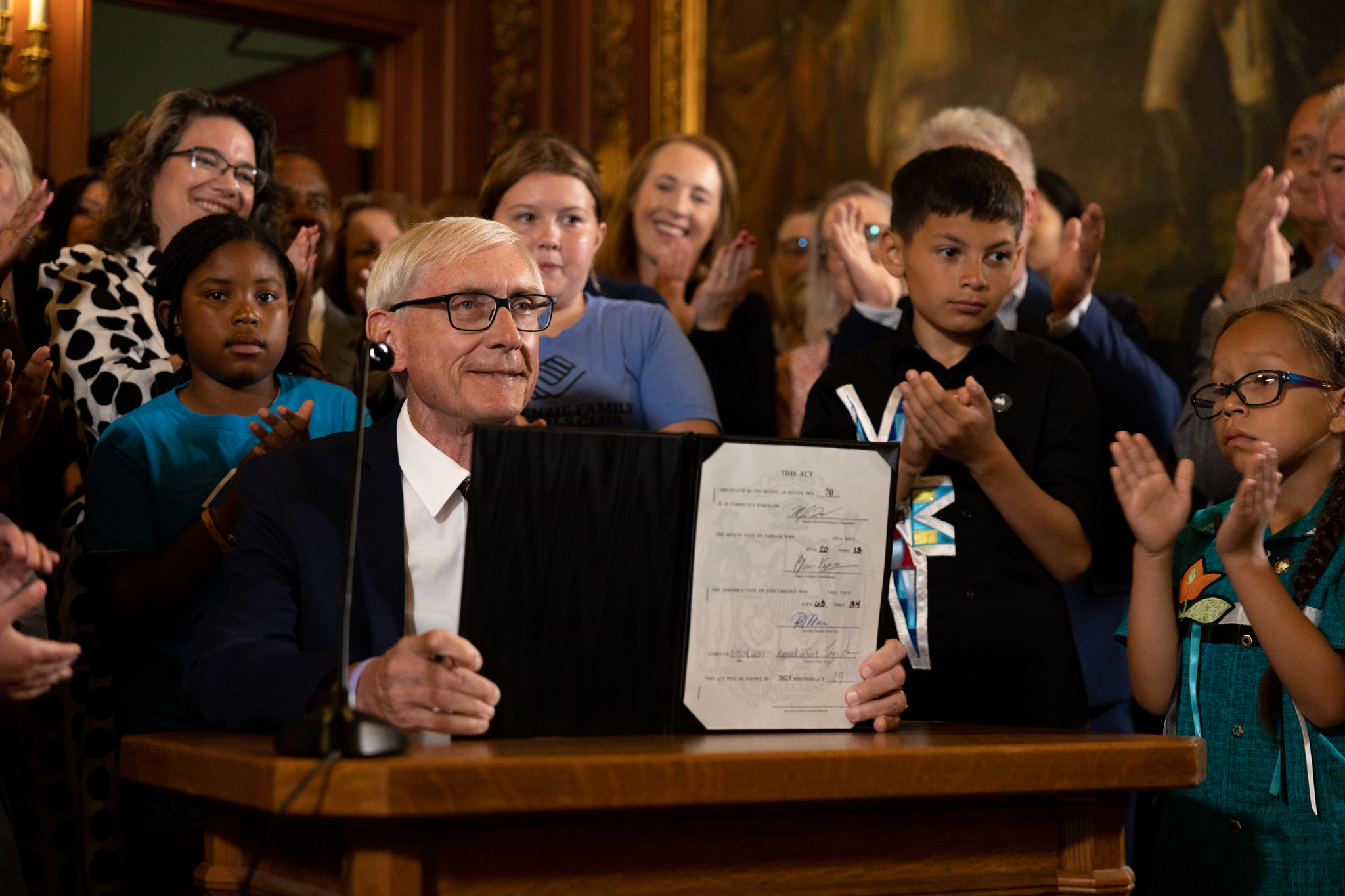 Here’s why Wisconsin Republican lawmakers pass bills they know Gov ...