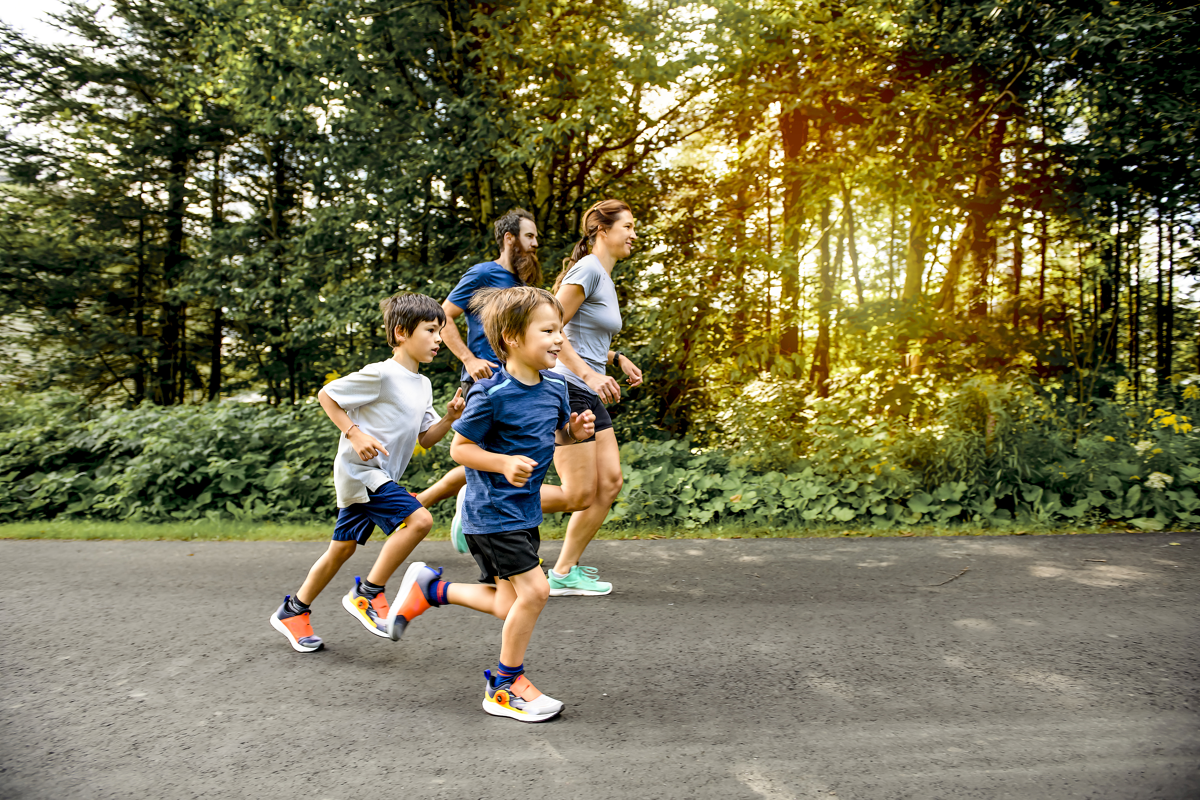 Why are people running before their Thanksgiving dinner?