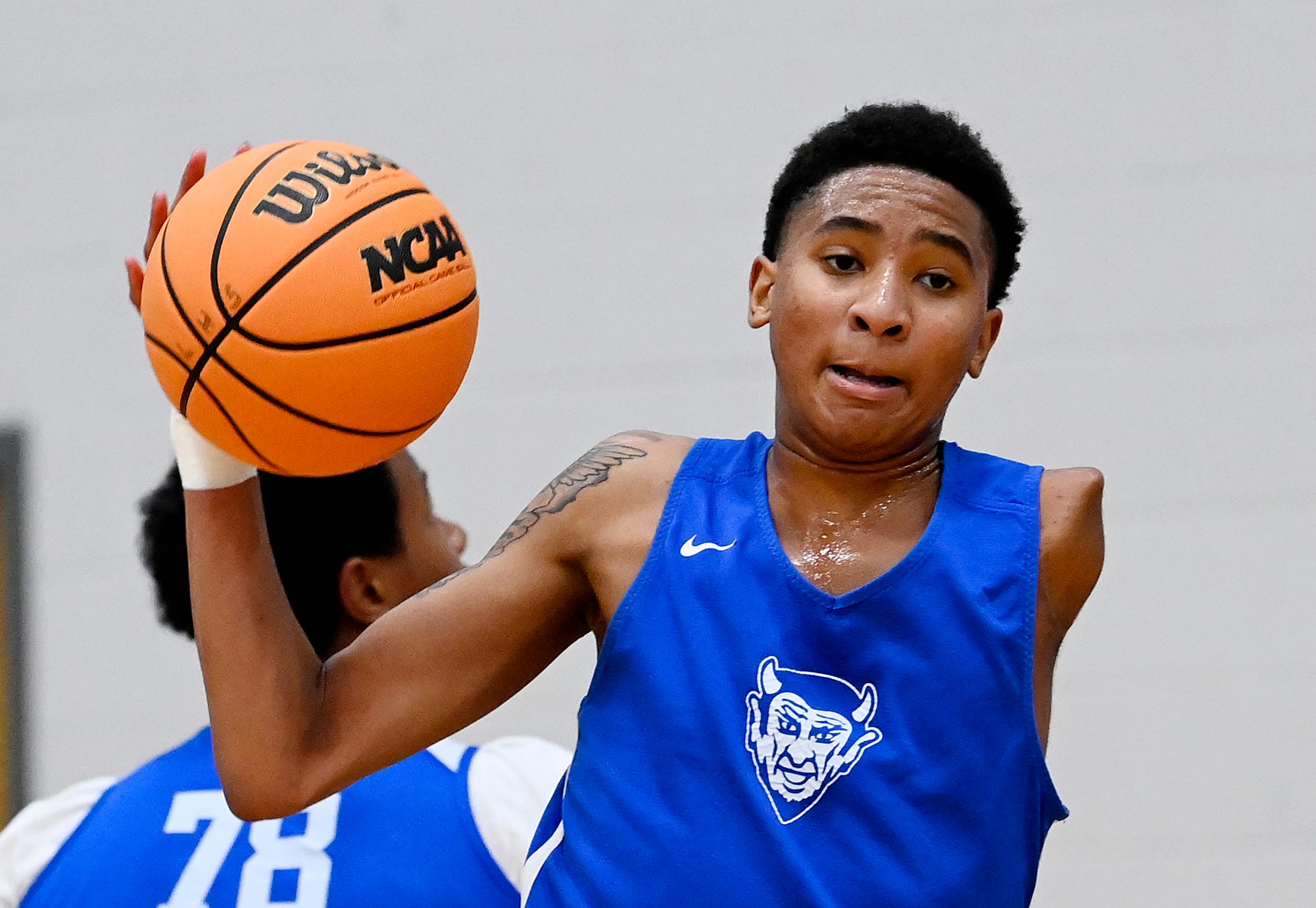 Jayden Bailey's moving basketball story involves fighting cancer, loss of arm