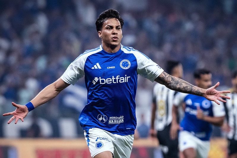 Cruzeiro rejeita proposta do Flamengo por Kaio Jorge e define preço
