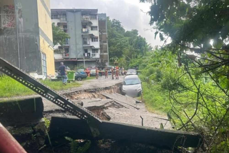 Ten-metre high slope along Jalan Klang Lama collapses