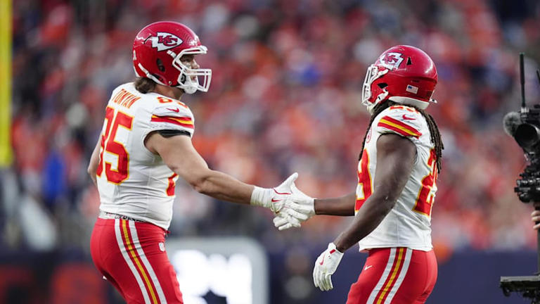 Grading Kareem Hunt’s Week 12 Performance vs. Colts