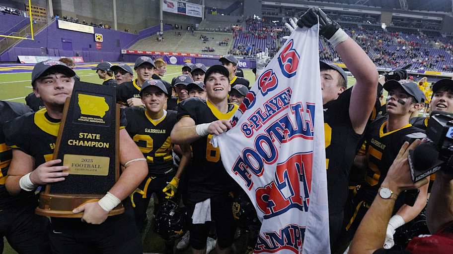 Iowa High School Football Top 25 State Rankings - Nov. 24, 2025