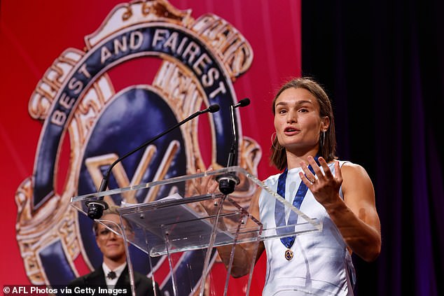 Kangaroos star Ash Riddell wins AFLW best-and-fairest
