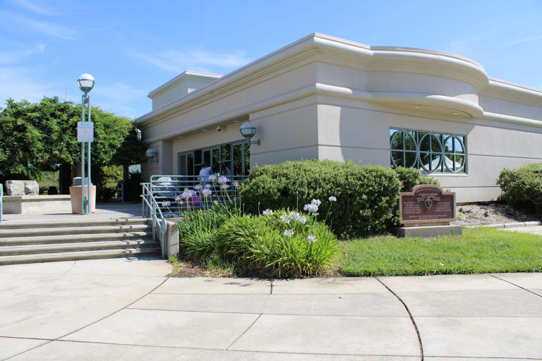 How Redding City Council's budget cut choices compare to poll takers'
