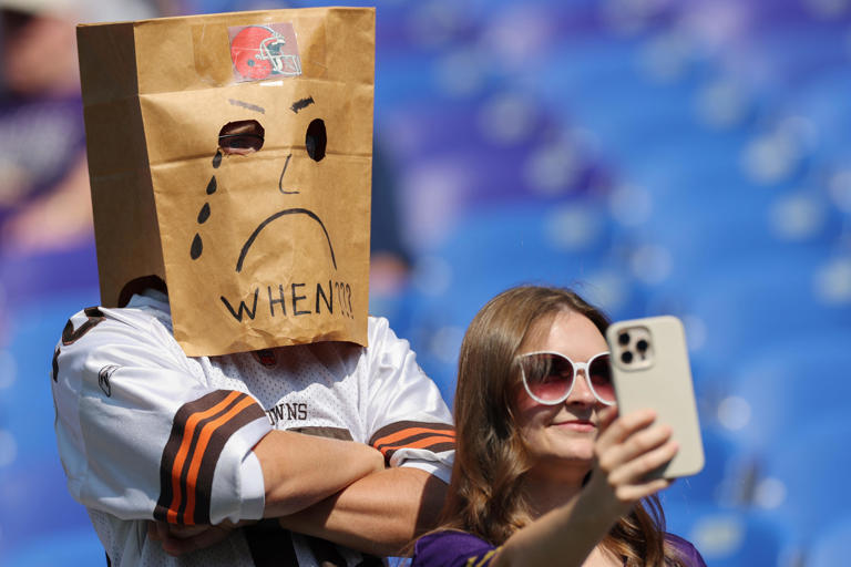 NFL Draft order after Week 12: Browns move down