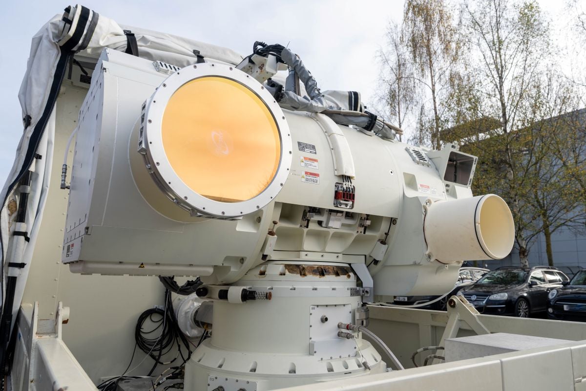 DragonFire laser to be fitted to Royal Navy ships after acing drone ...