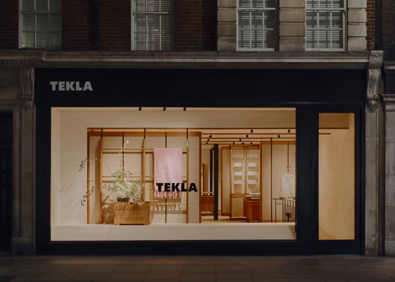 Mentze Ottenstein creates space for "calm discovery" at Tekla store in ...