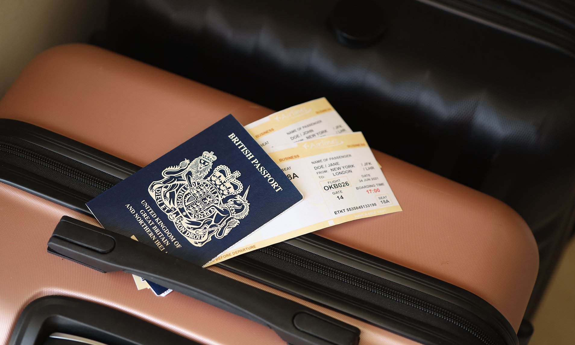 Passport Office Issues Urgent Five Week Warning To Christmas Holidaymakers 7325