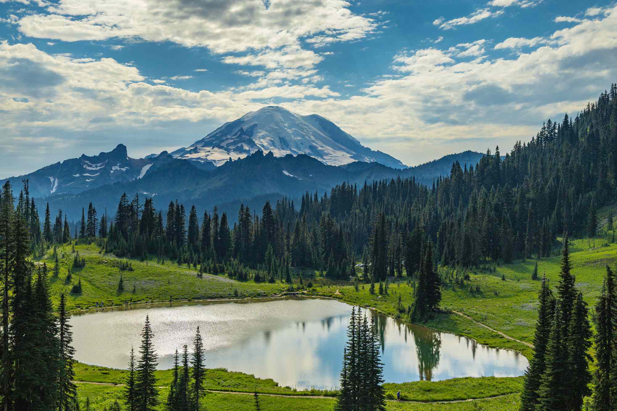 Mount Rainier named among top US national parks