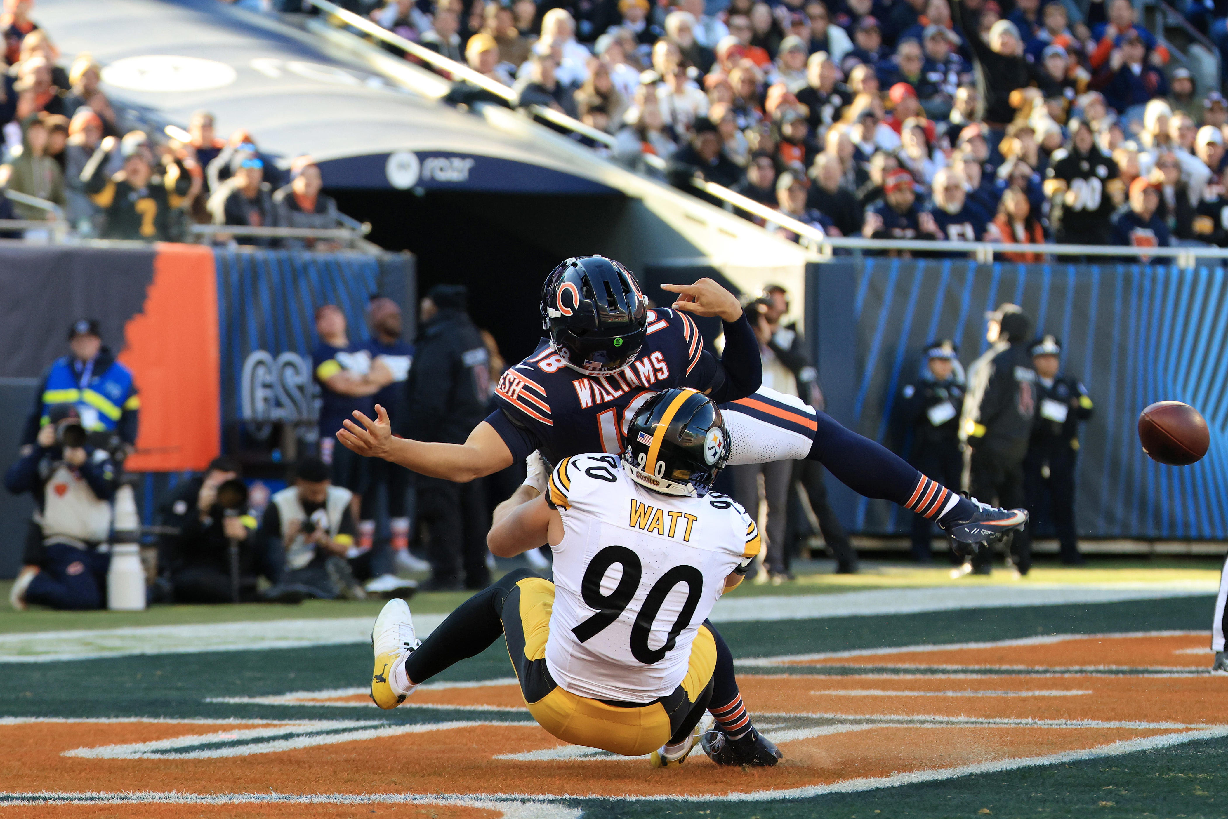Biggest winners, losers from Steelers’ Week 12 matchup vs. Bears