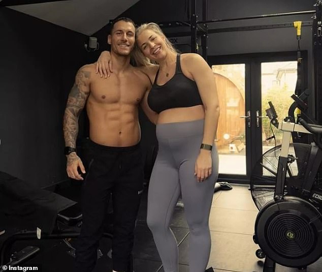 Shirtless Gorka Márquez says a shared love of fitness sparked romance ...
