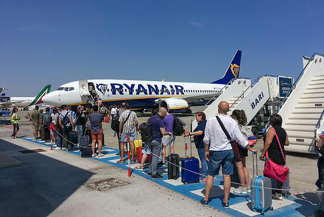 Ryanair charges £100 to doctor who missed flight after helping woman with 'worrying head injury'