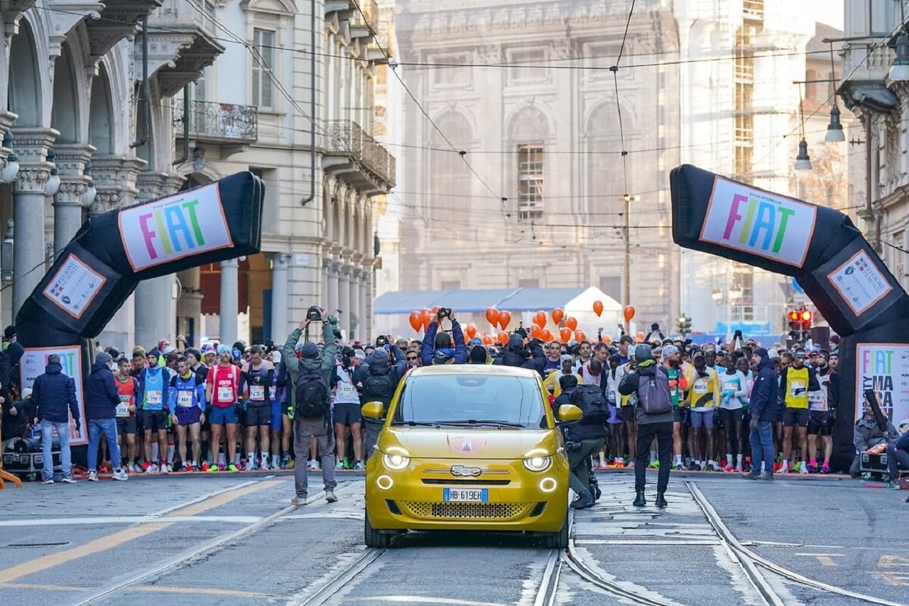 FIAT Torino City Marathon: grande successo per la nuova 500 Hybrid ...