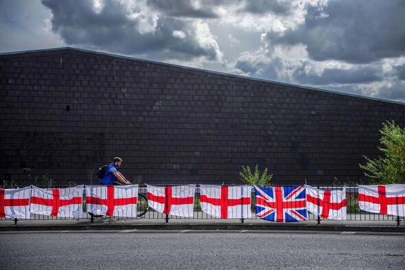 'Anti-racist' Union Jack display scrapped after claim it 'offends ...