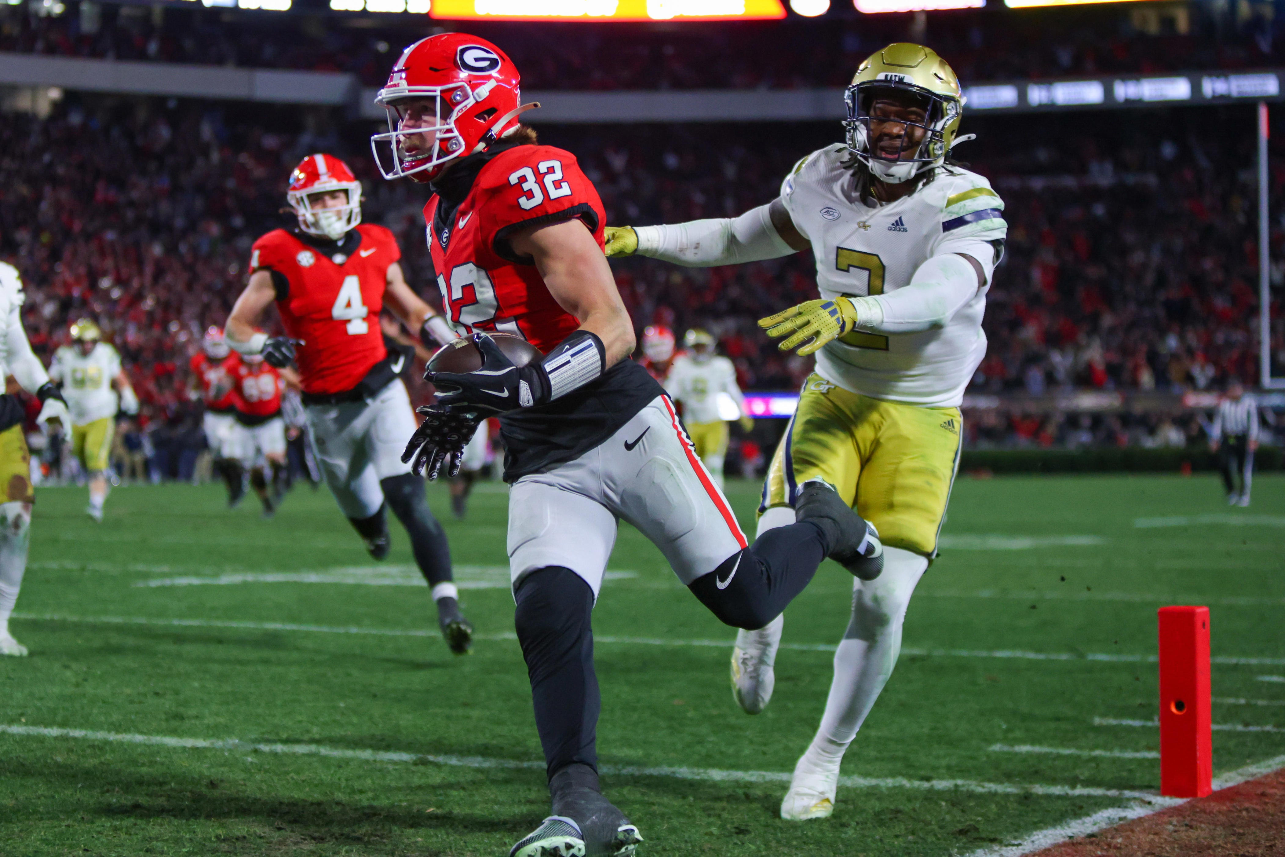 Georgia football surprisingly large favorites over Georgia Tech