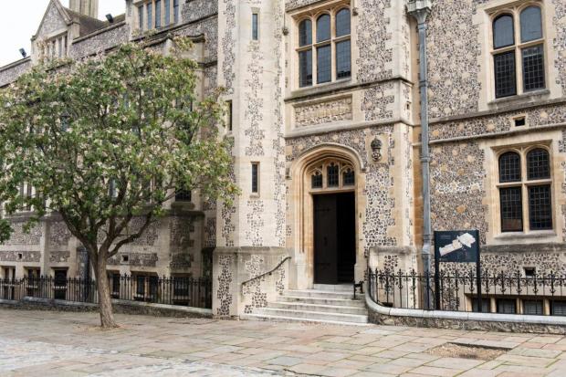 Inquest opens into death of Winchester man who mixed painkillers and ...