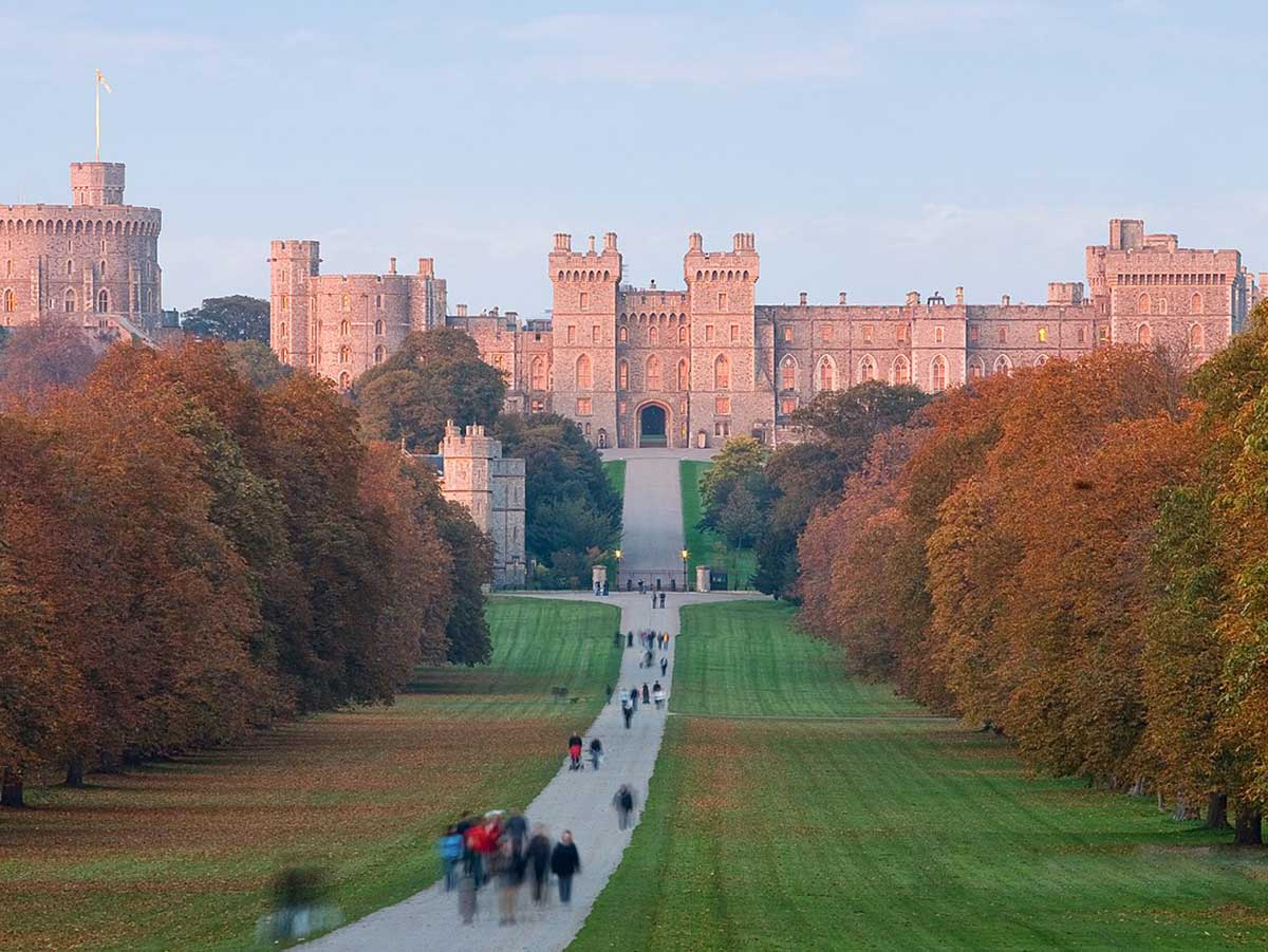 30 Surprising Tidbits About the British Monarchy