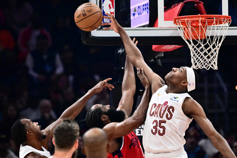 Cavs boosted by rookie Tyrese Proctor, Nae'Qwan Tomlin, Luke Travers