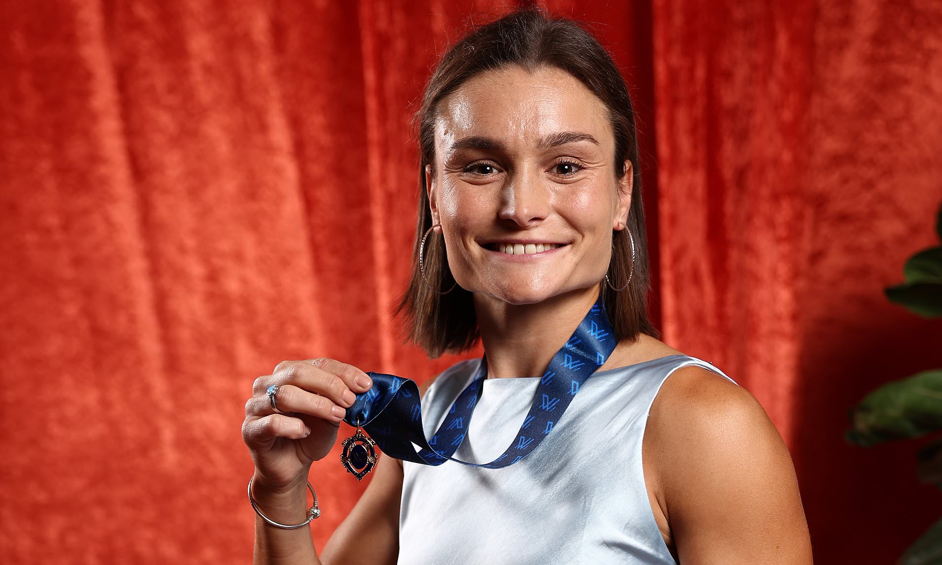 Kangaroos star Ash Riddell wins AFLW best-and-fairest