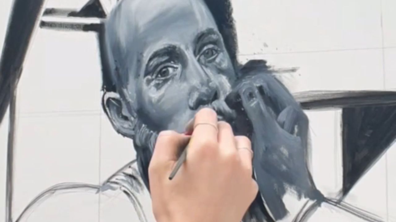 Hyper-realistic artwork of a boxer in the ring showcases artist's skill ...