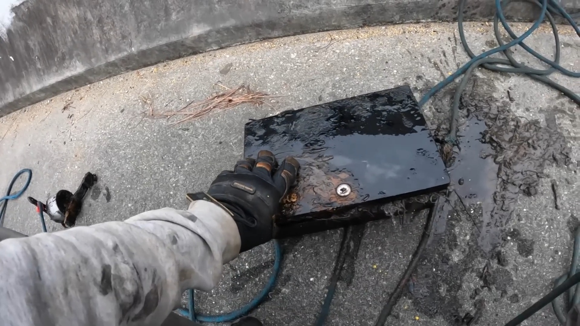 What Happens When You Hook a Heavy Safe… And It’s Packed With Ammunition