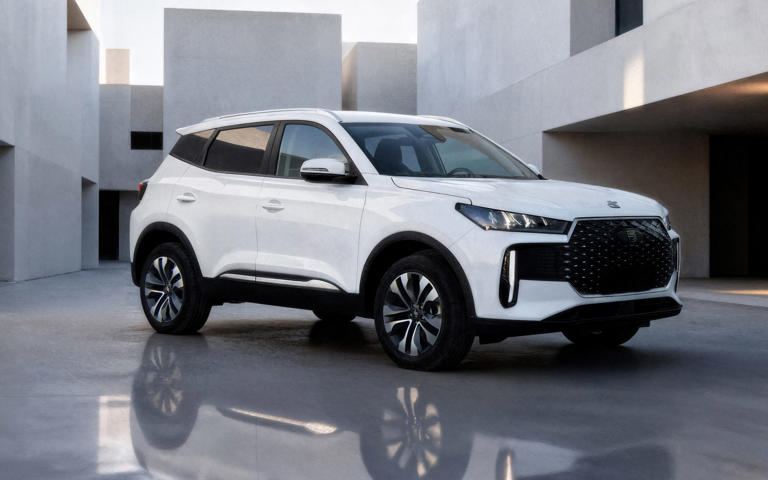 Nuove DR 5 e DR 5 Collection: caratteristiche e prezzi dei SUV di DR ...