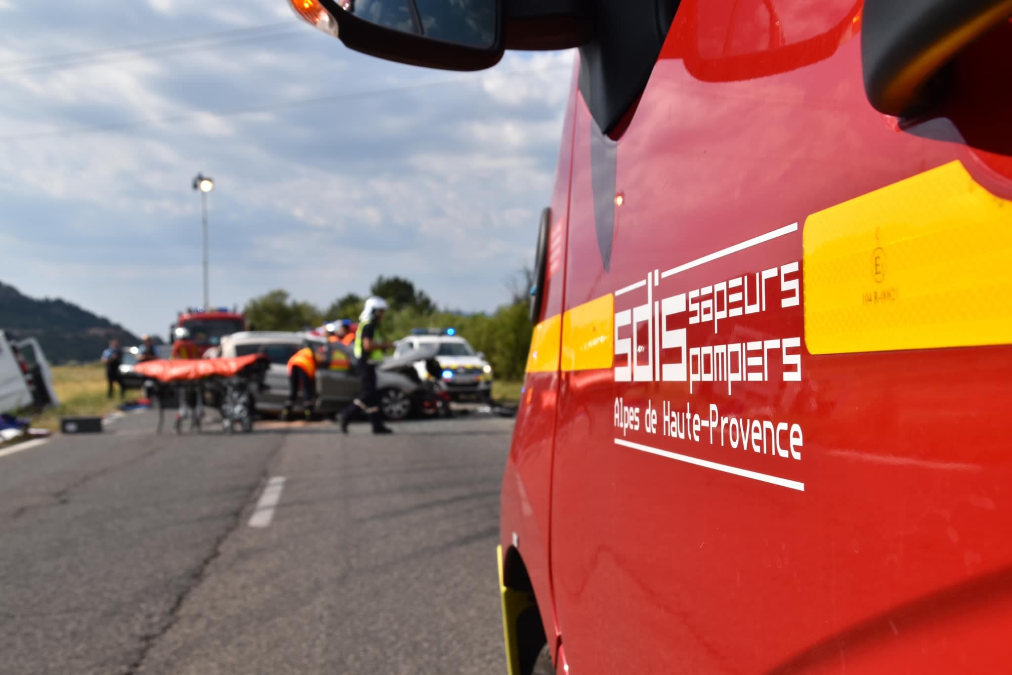 Deux personnes meurent lors du crash d'un aéronef dans les Alpes-de ...