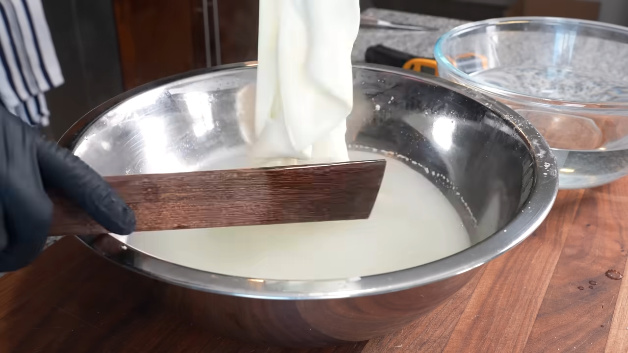 How to Pull Fresh Mozzarella Like a Pro at Home