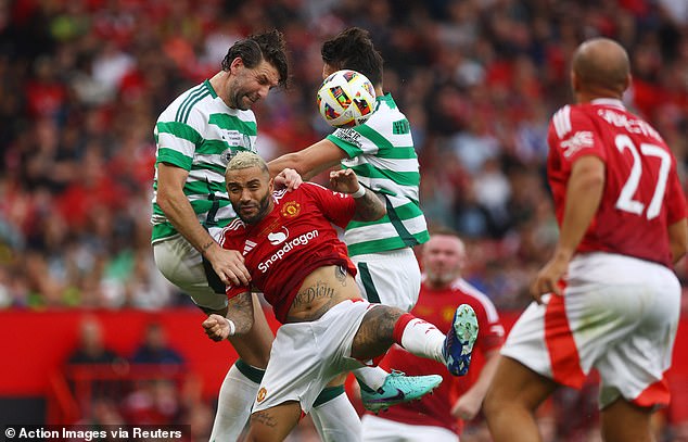 Danny Simpson names Man United's minimum target this season