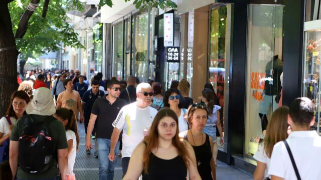 Ποιες Κυριακές είναι ανοιχτά τα μαγαζιά και τα σούπερ μάρκετ;