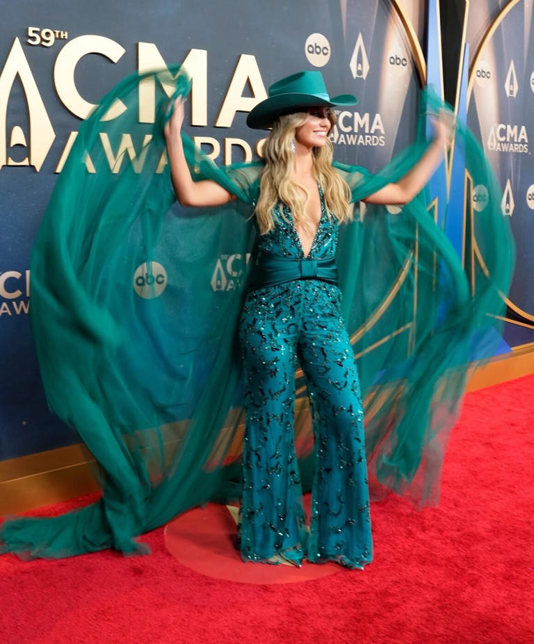 Celeb Snaps: Michael B. Jordan, Bradley Cooper, Greta Lee, Benedict ...