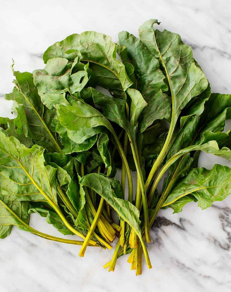 20 Leafy Greens That Can Boost Your Strength And Overall Health